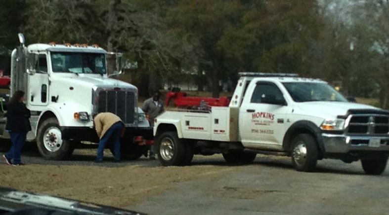 Hopkins Wrecker Service at Work | Towing & Recovery Photo Gallery